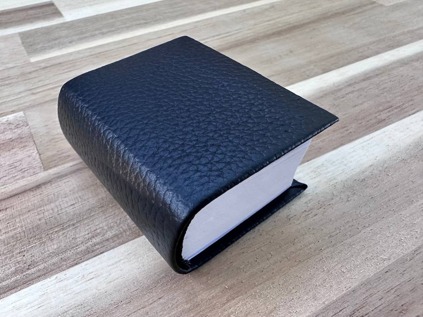 Tiny Bible, Cowhide KJV – TB Publishing